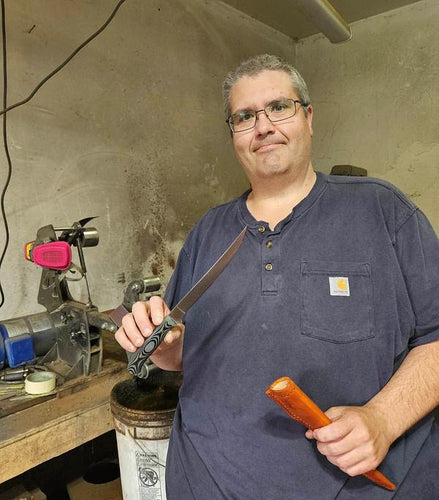 Corey Daigle - Canadian Custom Handmade Knives| KnifeMaker